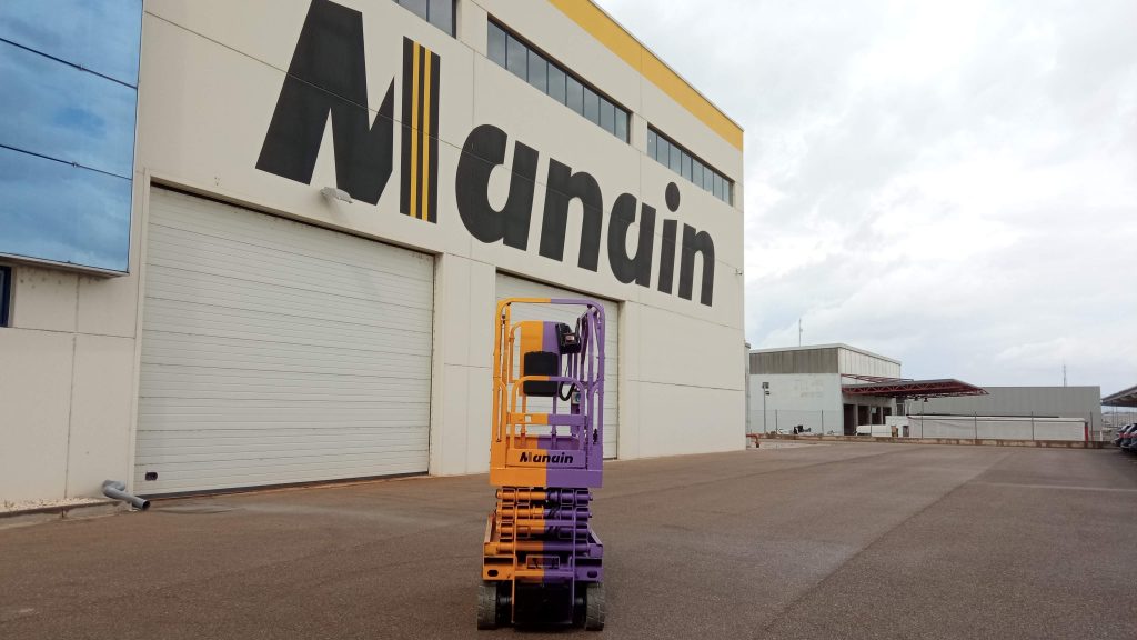 MANAIN LANZA LA CAMPAÑA 2 COLORES 1 EQUIPO CON UNA TIJERA 8M - MOVICARGA