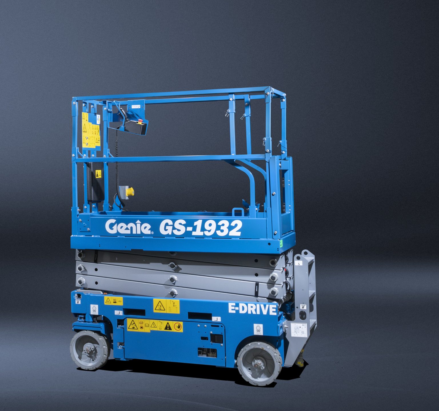 GENIE® NÚMERO 10.000 PARA SU DISTRIBUIDOR GENIE® WORKPLATFORM - MOVICARGA