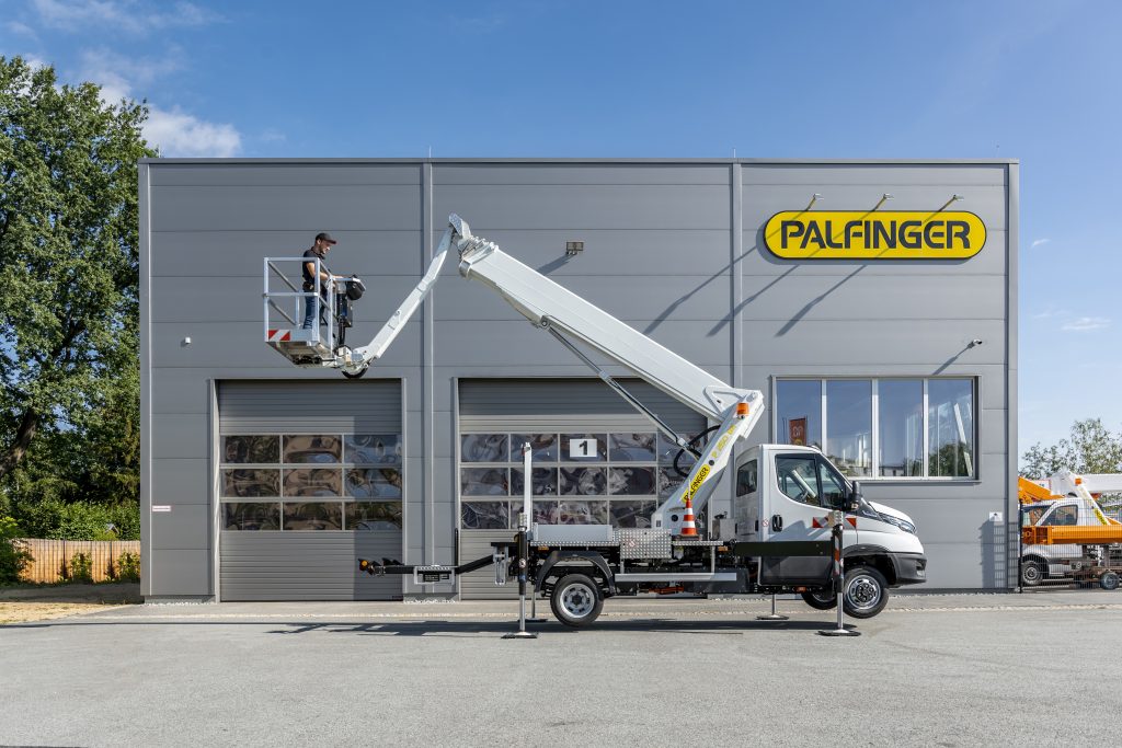 PALFINGER PRESENTA SOLUCIONES COMPLETAS INTELIGENTES - MOVICARGA