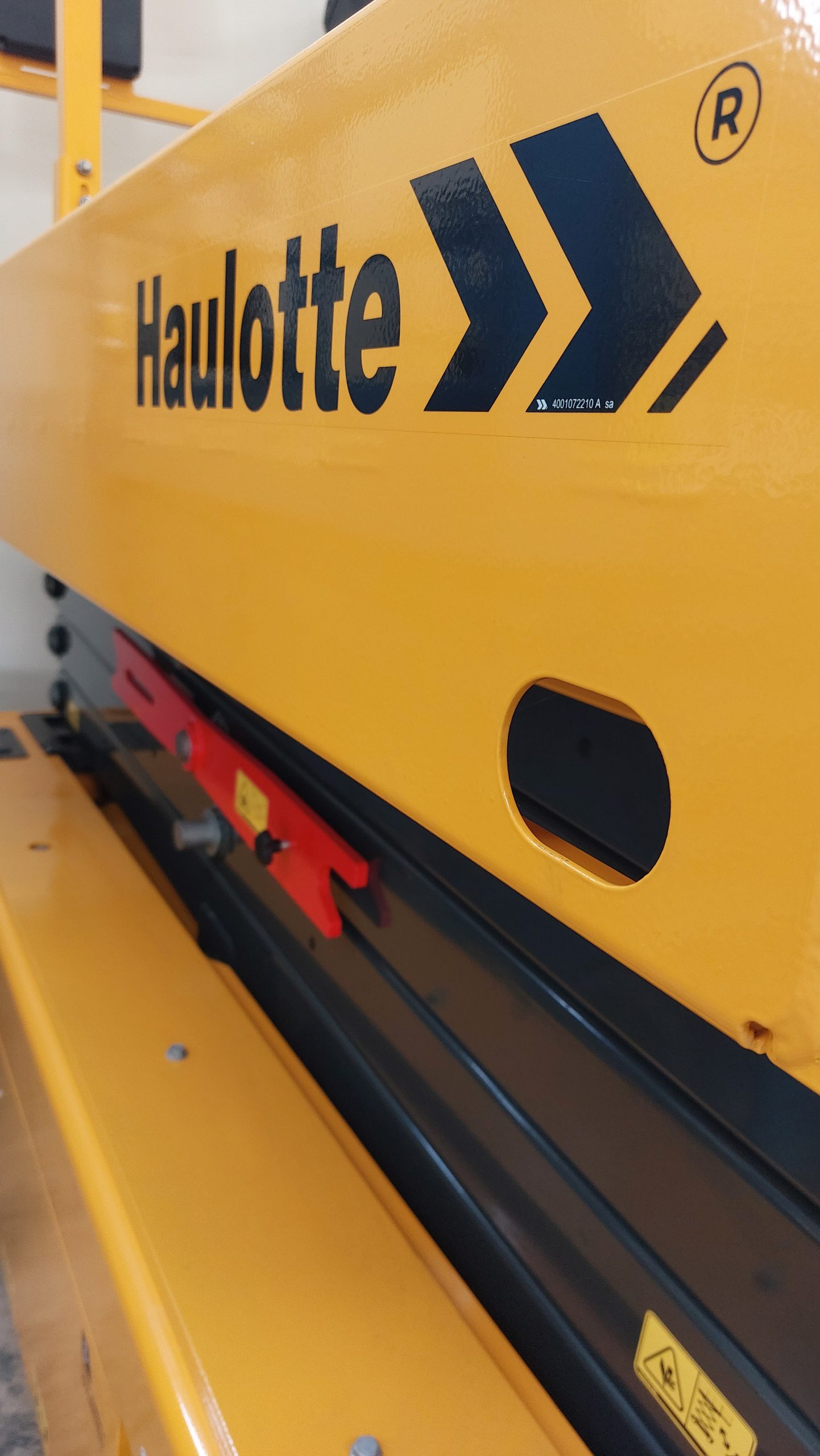 MANAIN AMPLÍA LA FLOTA CON HAULOTTE NUEVAS Y EN STOCK - MOVICARGA