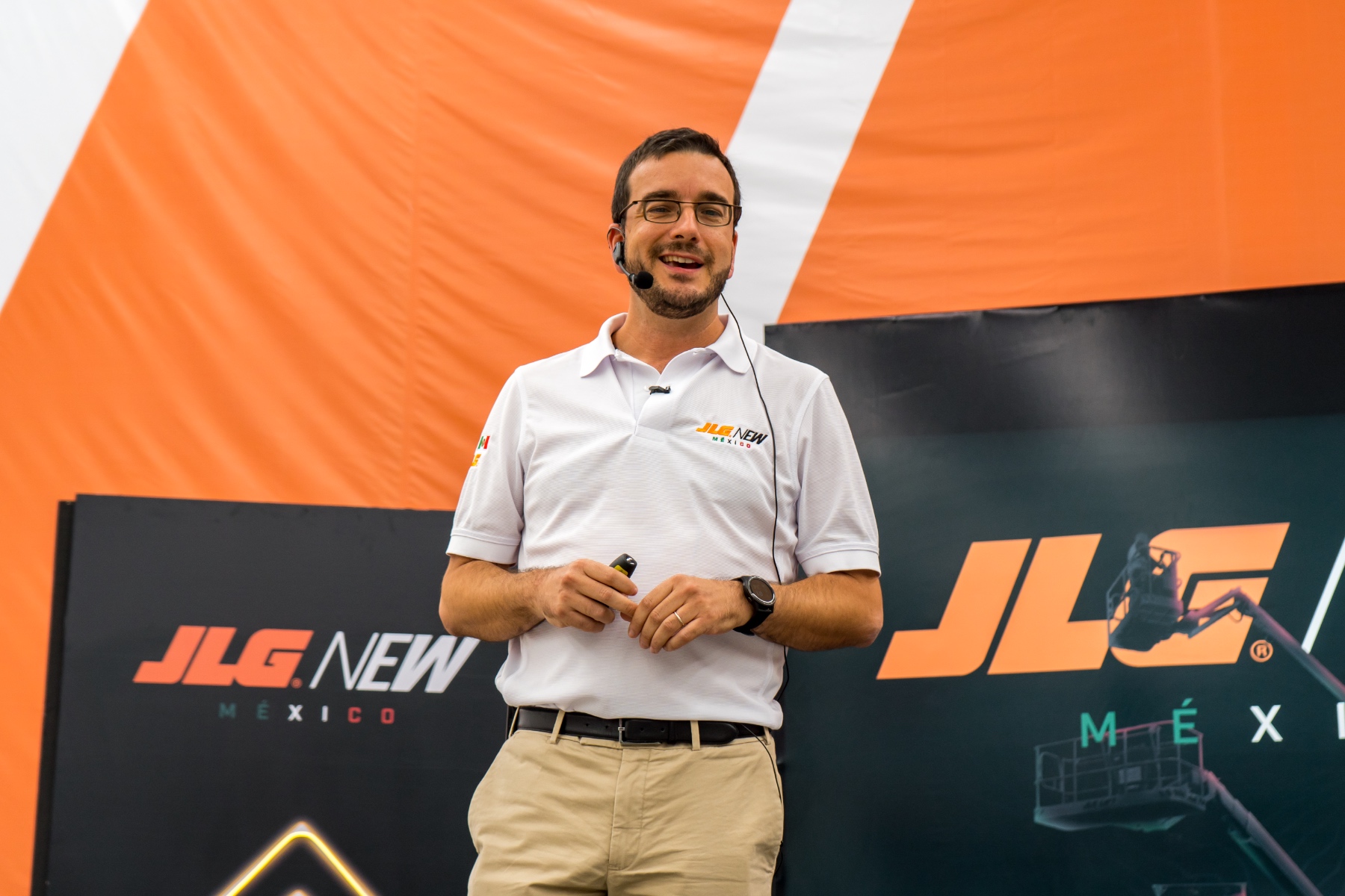 JLG RECIBIÓ A PROFESIONALES DEL SECTOR DE ALQUILER EN SUS NUEVAS ...