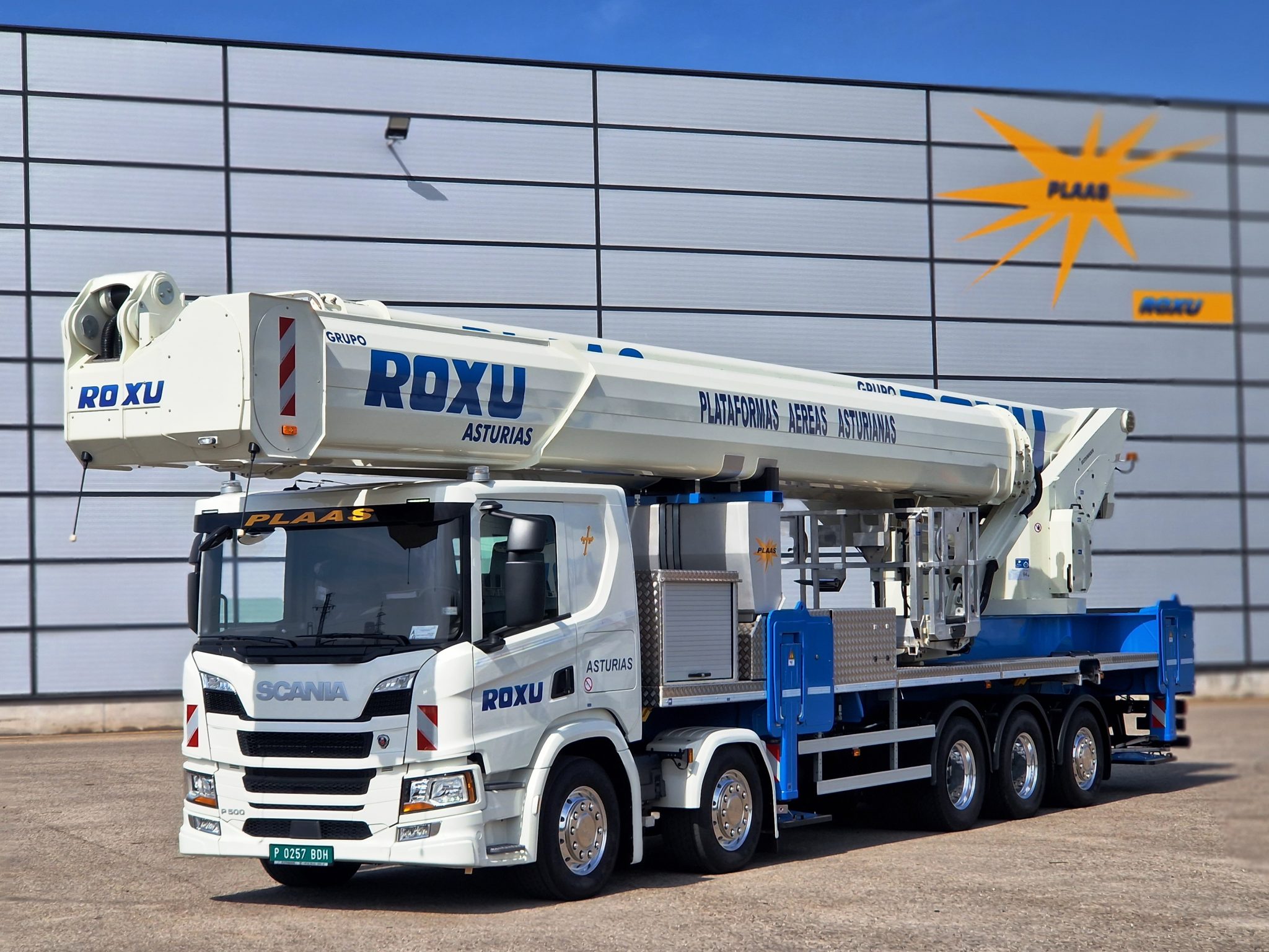 PLAAS. DIVISIÓN PLATAFORMAS AÉREAS DE GRUPO ROXU, INCLUYE UNA ...