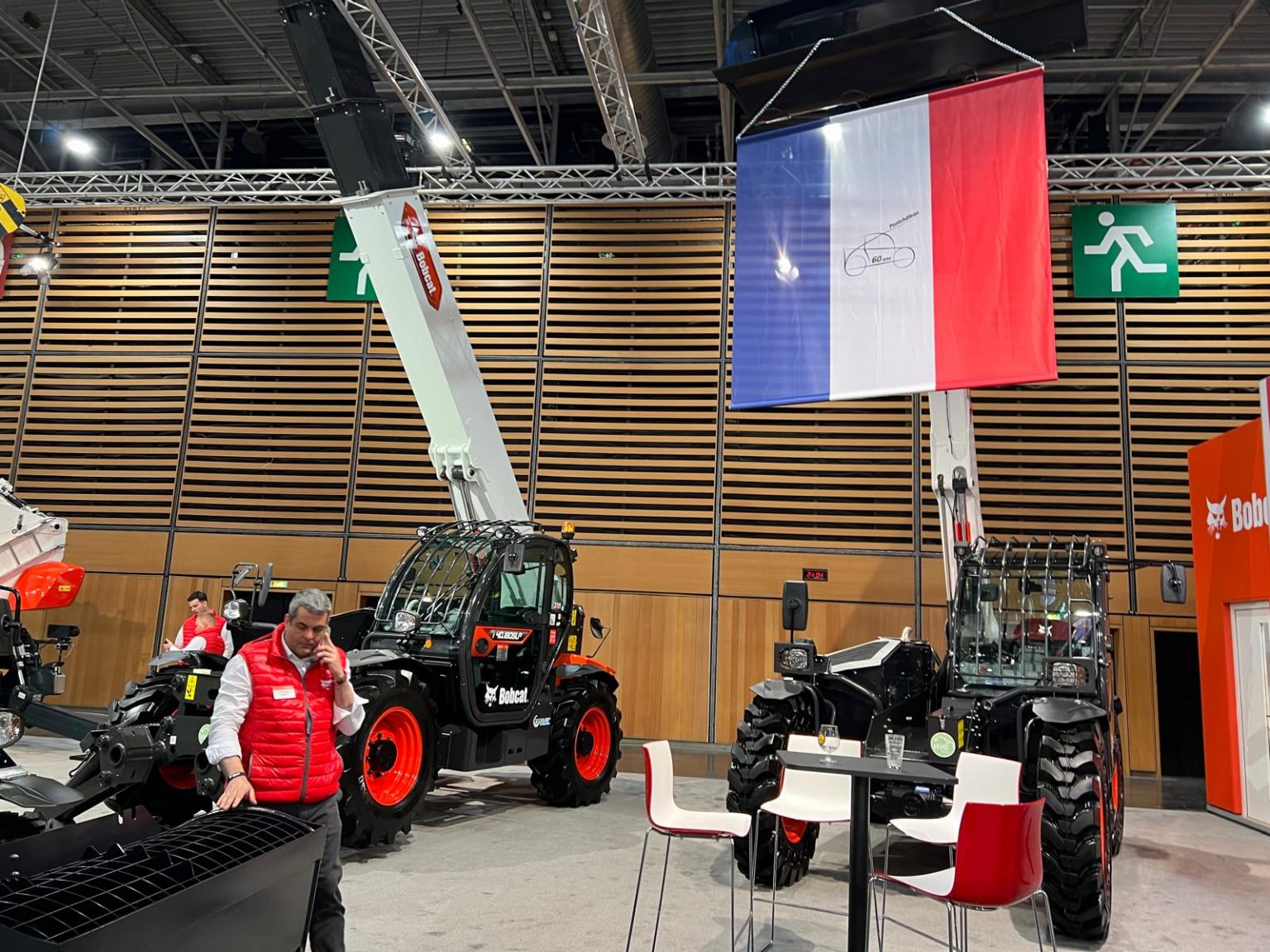 BOBCAT EN INTERMAT 2024 CON SU NUEVA GAMA DE MANIPULADORES - MOVICARGA