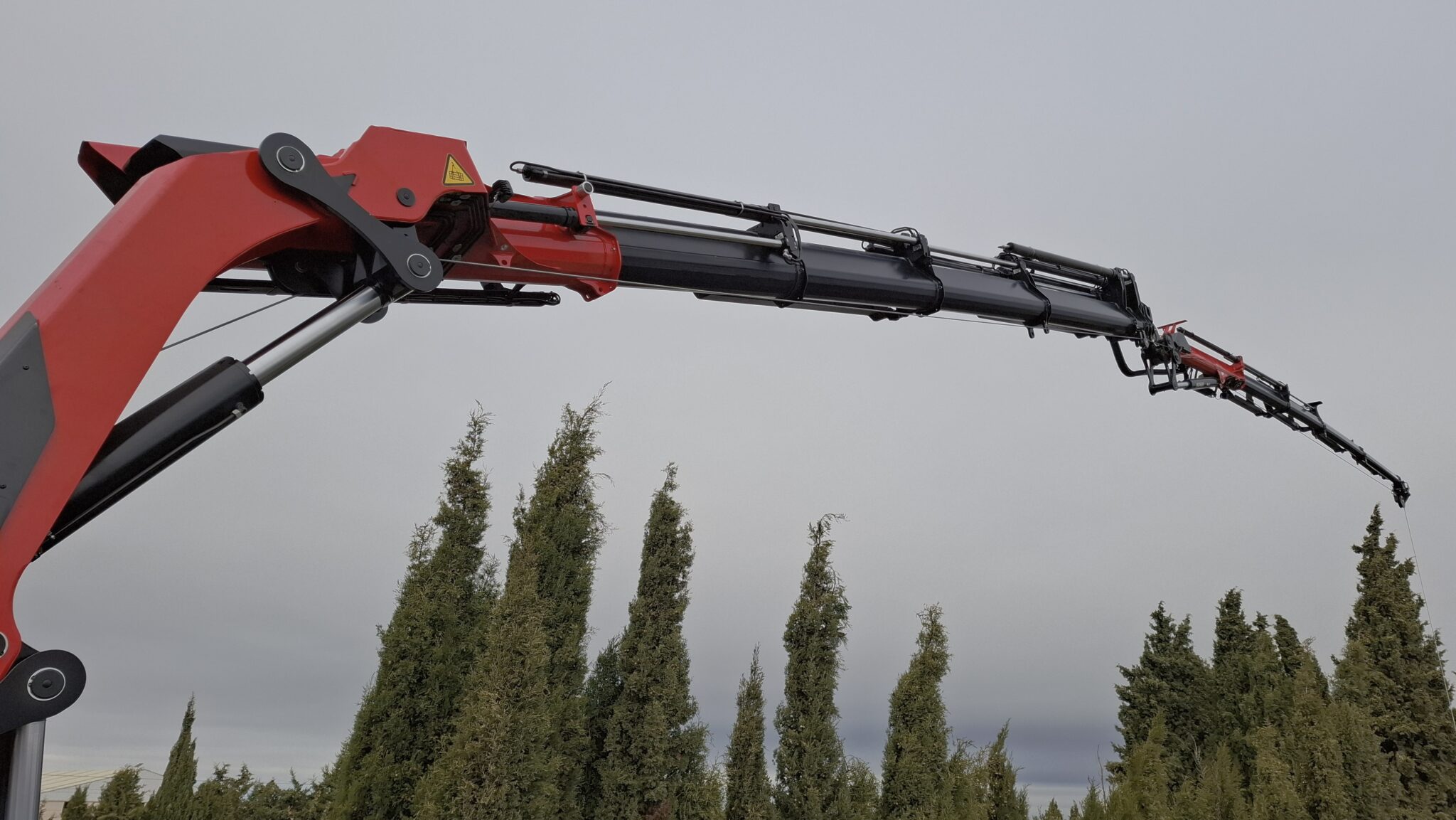 LA PALFINGER PK 480 TEC ATERRIZA EN BALEARES DE LA MANO DE TRANSPORTES ...